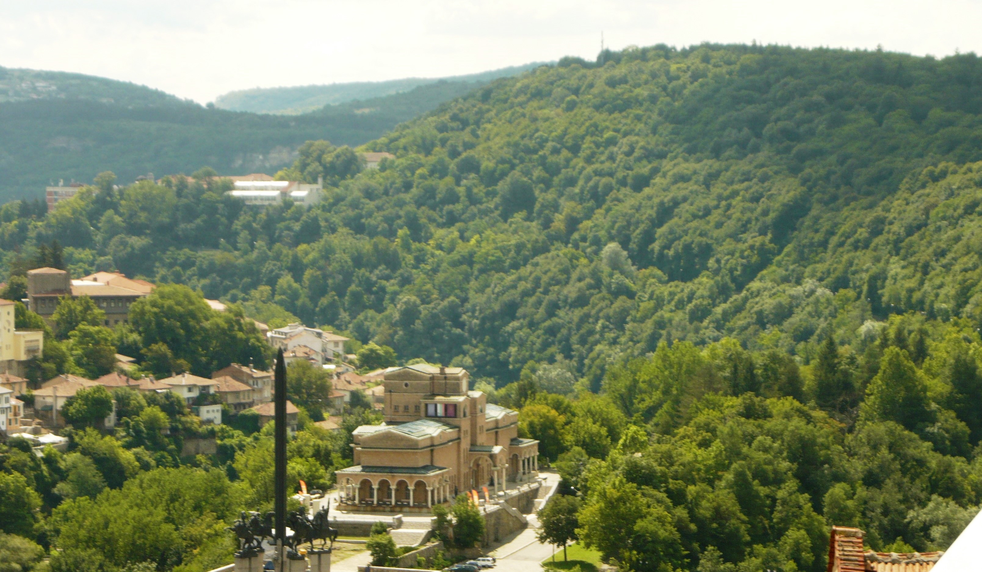 More foreign tourists choose to spend summer vacation in Bulgarian ...