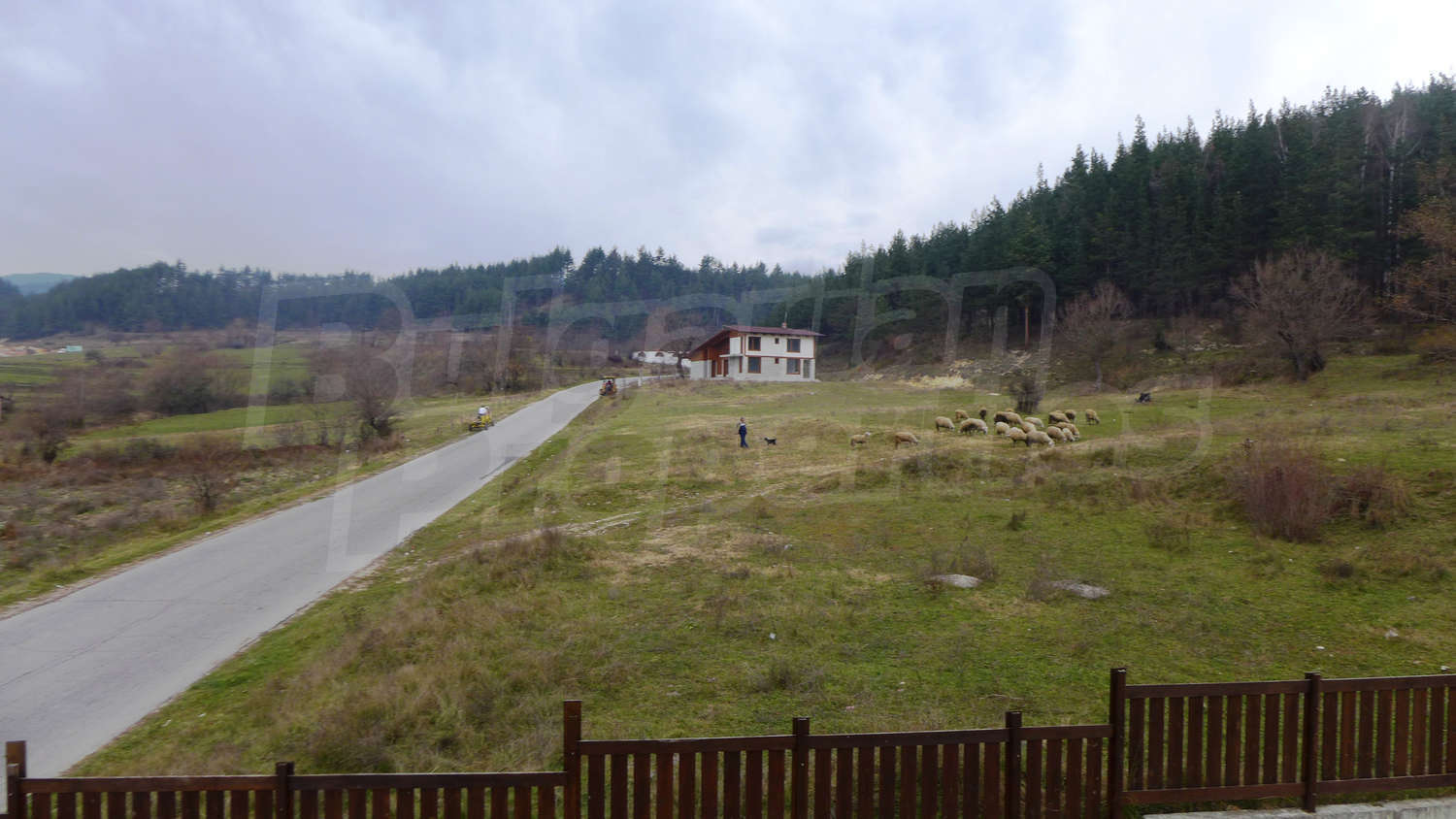 House for sale in Razlog, Bulgaria. House with panorama mountain views ...