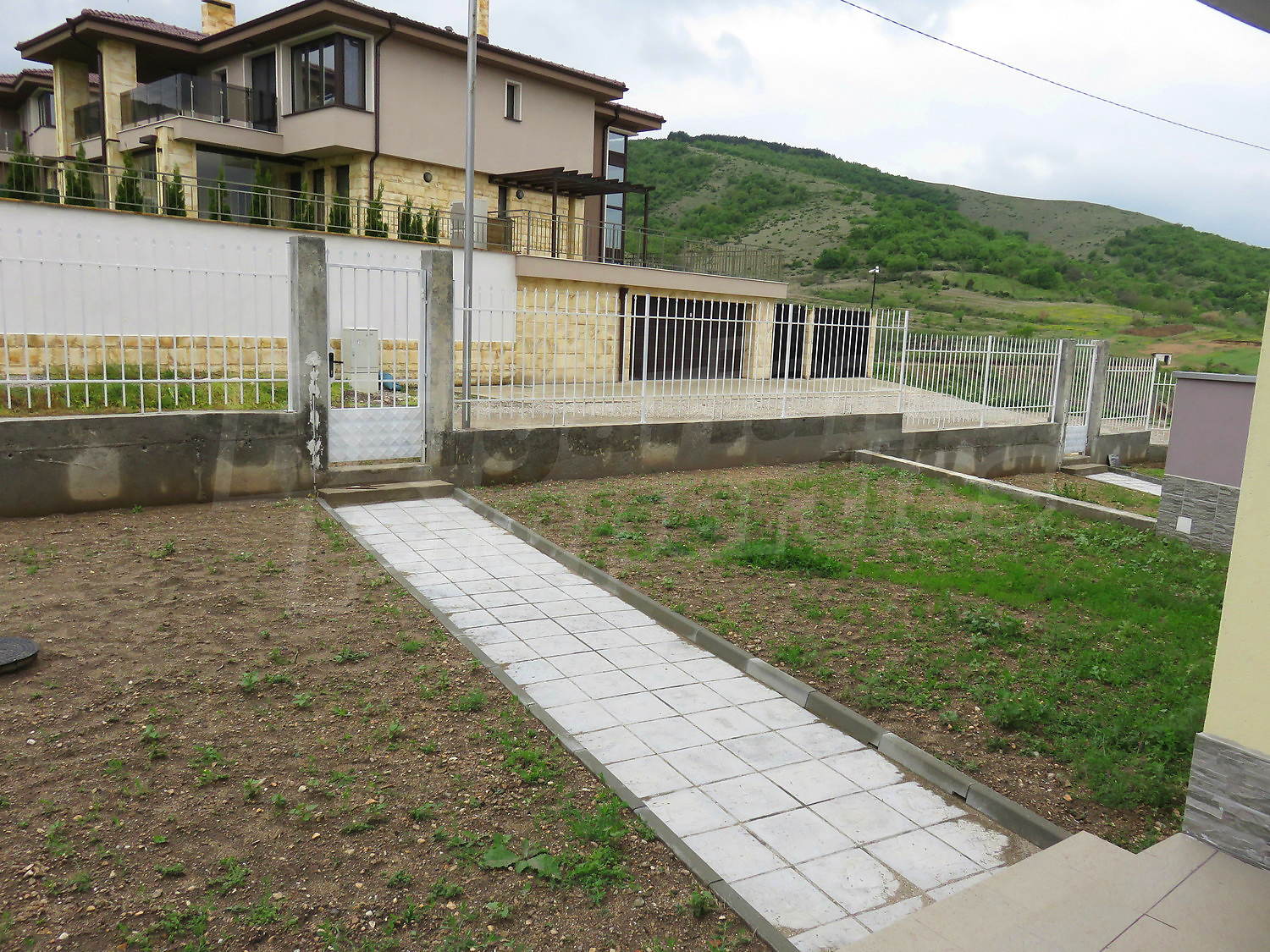 Мезонет близо до гр. Пловдив, Хотел Екзотик за продажба. Aпартамент на ...