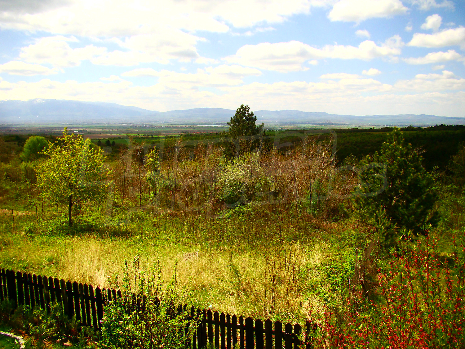 House for sale near Sofia, Novi Iskar, Bulgaria. House with a beautiful ...