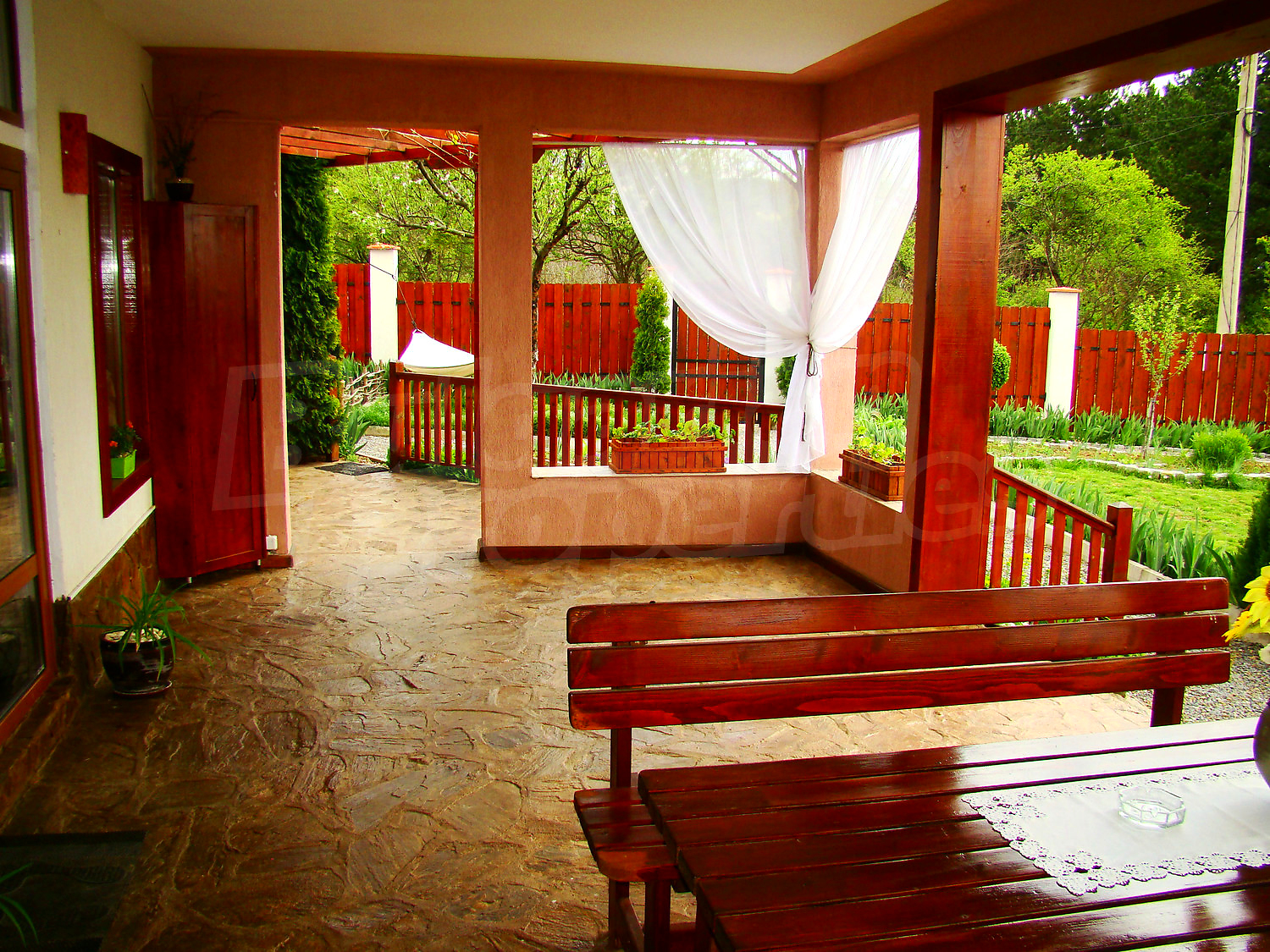 House for sale near Sofia, Novi Iskar, Bulgaria. House with a beautiful ...