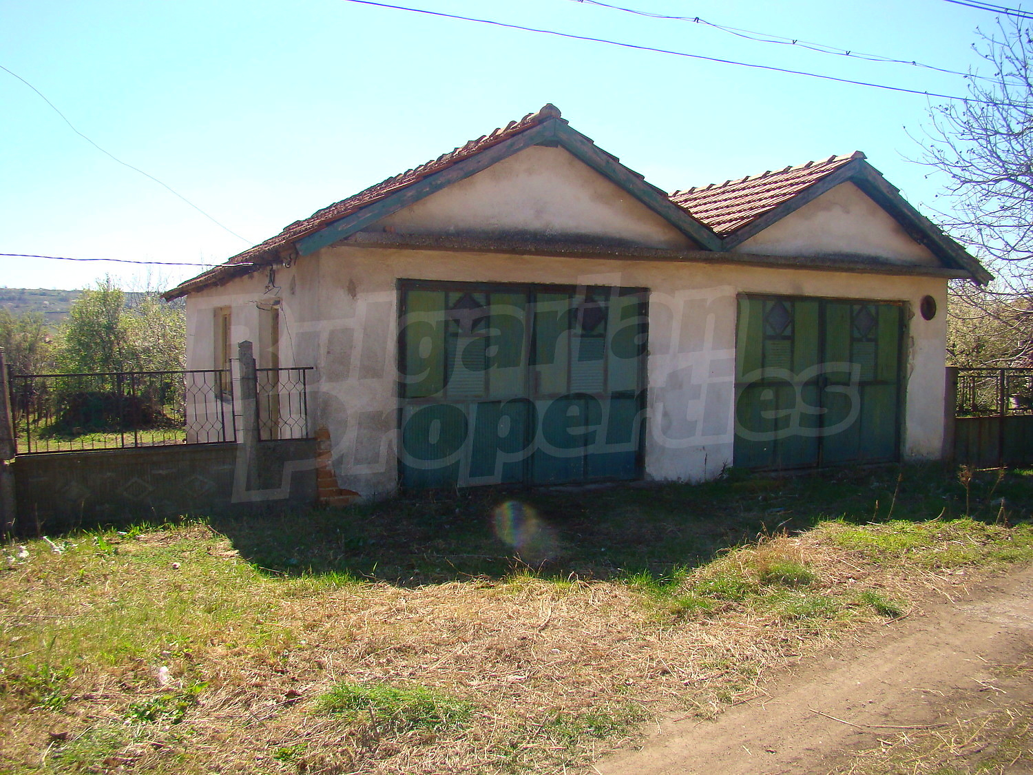 House for sale in Gradets, reka Topolovets, Bulgaria.