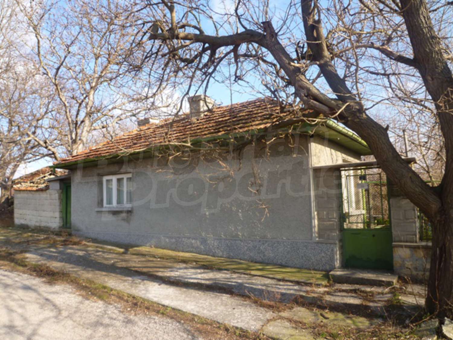 House for sale in Nevsha, Bulgaria. House for sale 50 km from Varna ...
