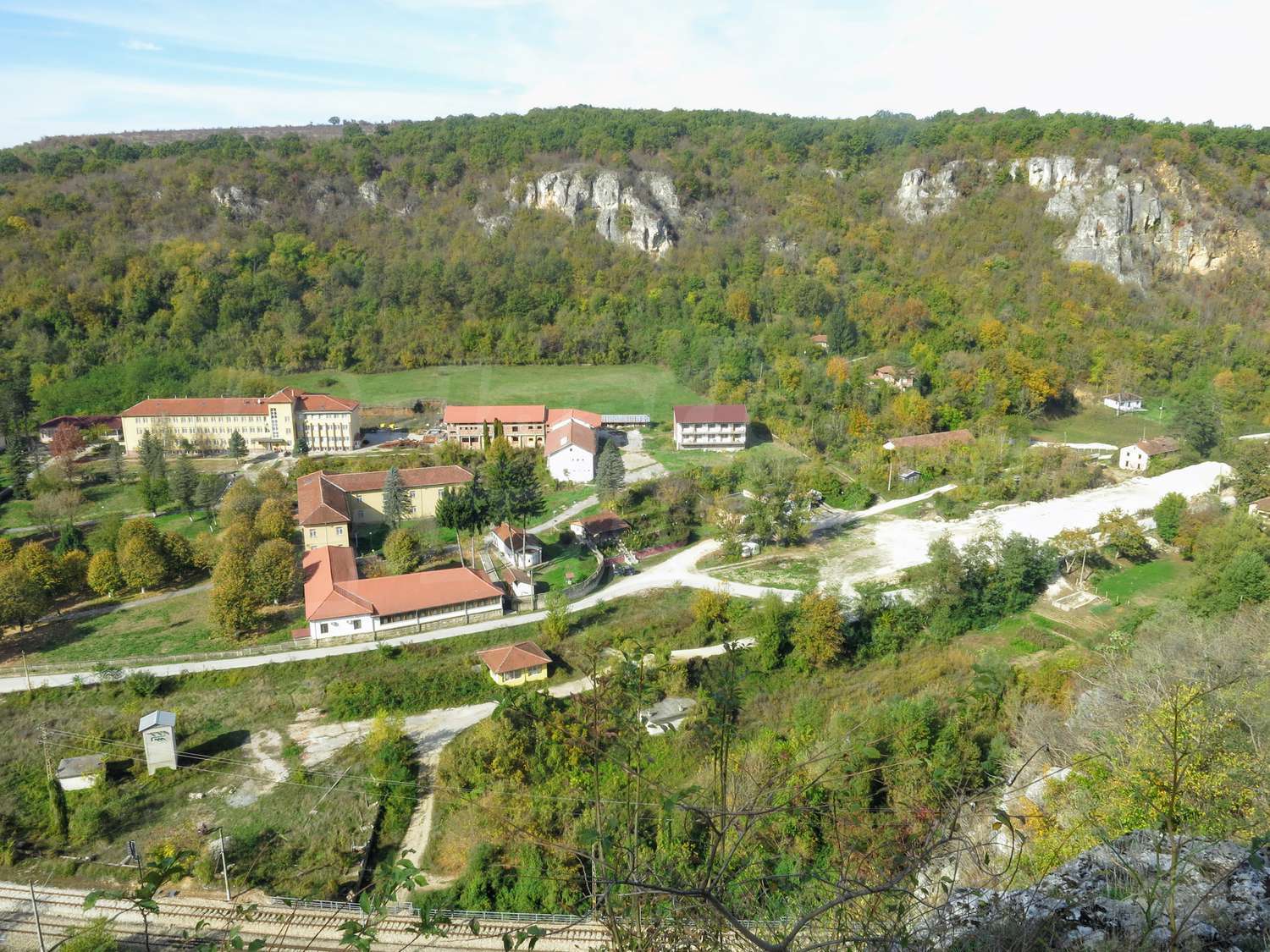 Investment land for sale near Lukovit, Bulgaria. Plot of 1400 decares ...