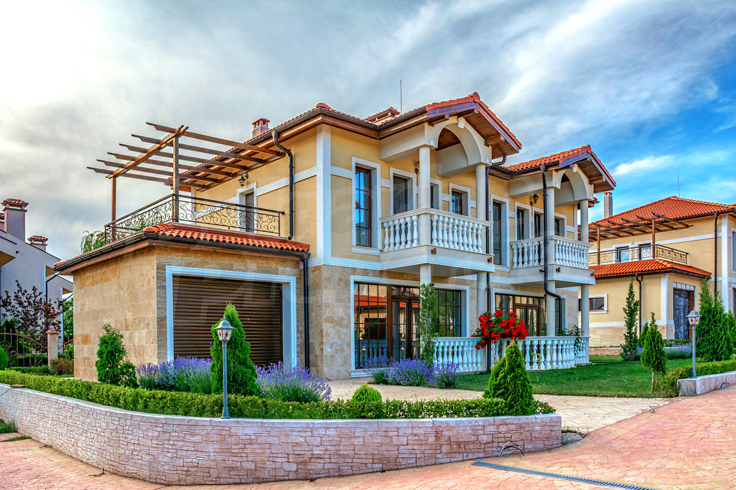 House Garden in Kosharitsa, Sunny Beach: stylish villas in an elegant ...