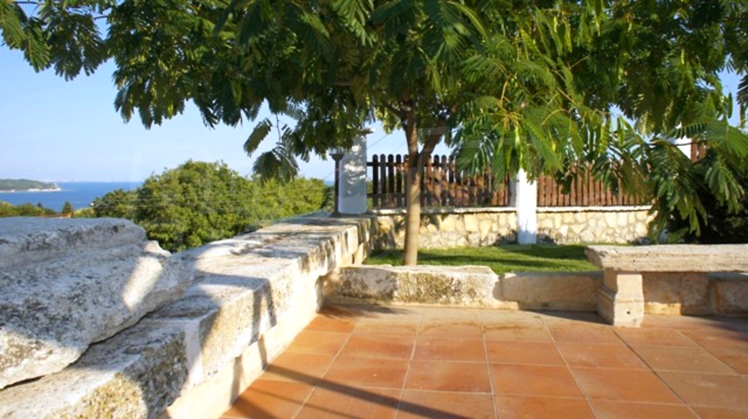 Къща в гр. Балчик, Balchik за продажба. Къща с басейн в ...