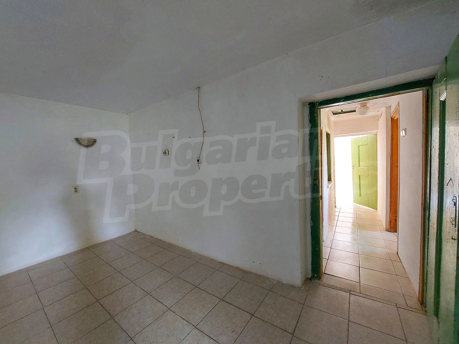 House for sale in Sinapovo, selo Sinapovo, Bulgaria. Small house in ...