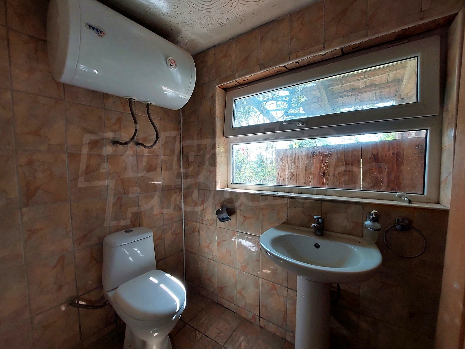 House for sale in Sinapovo, selo Sinapovo, Bulgaria. Small house in ...