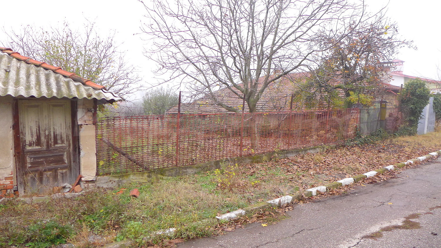 House for sale near Stara Zagora, Bulgaria. 1-storey house with large ...