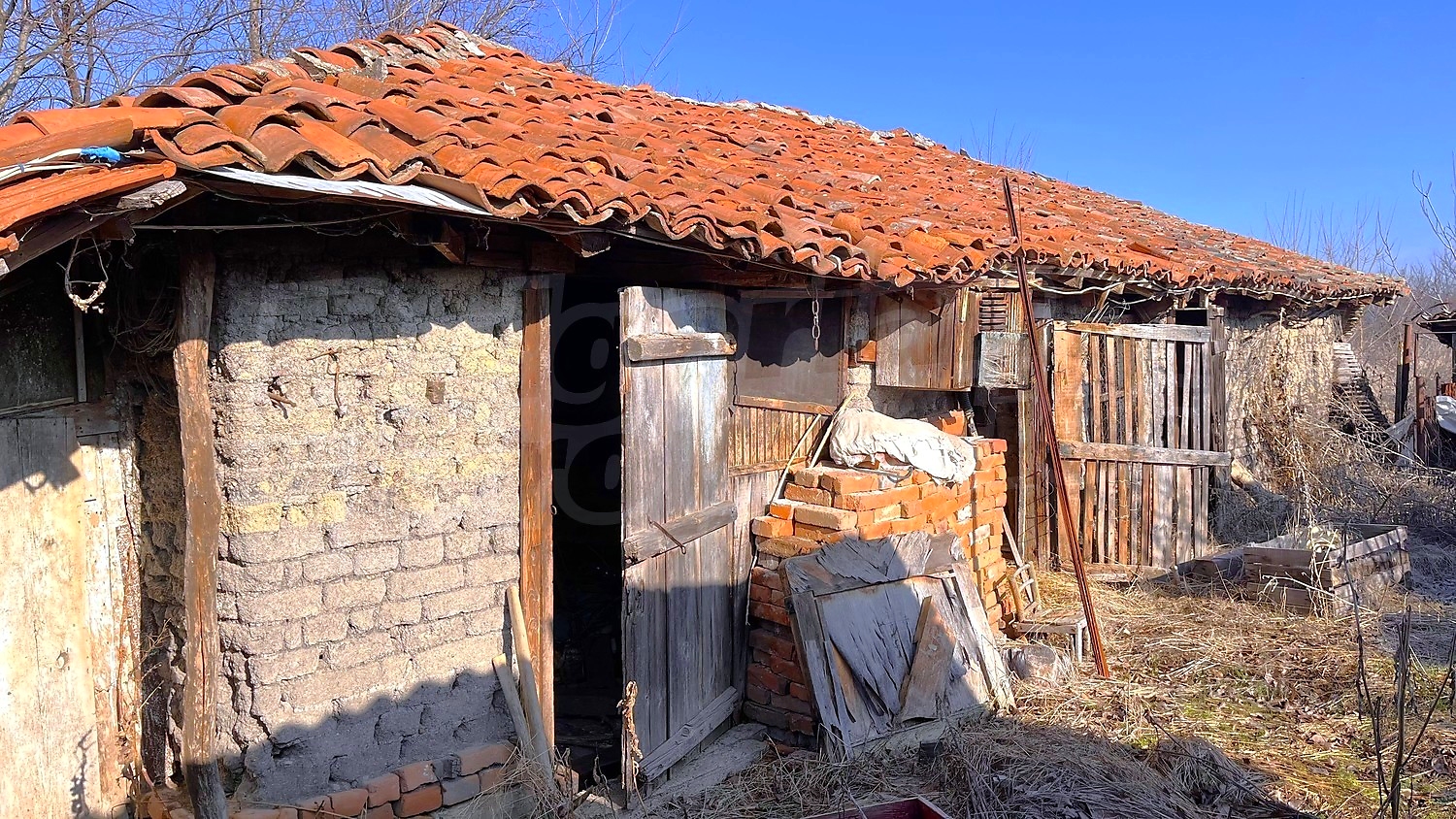 Къща близо до гр. Стара Загора за продажба. Къща в село Бяло поле на 28 ...