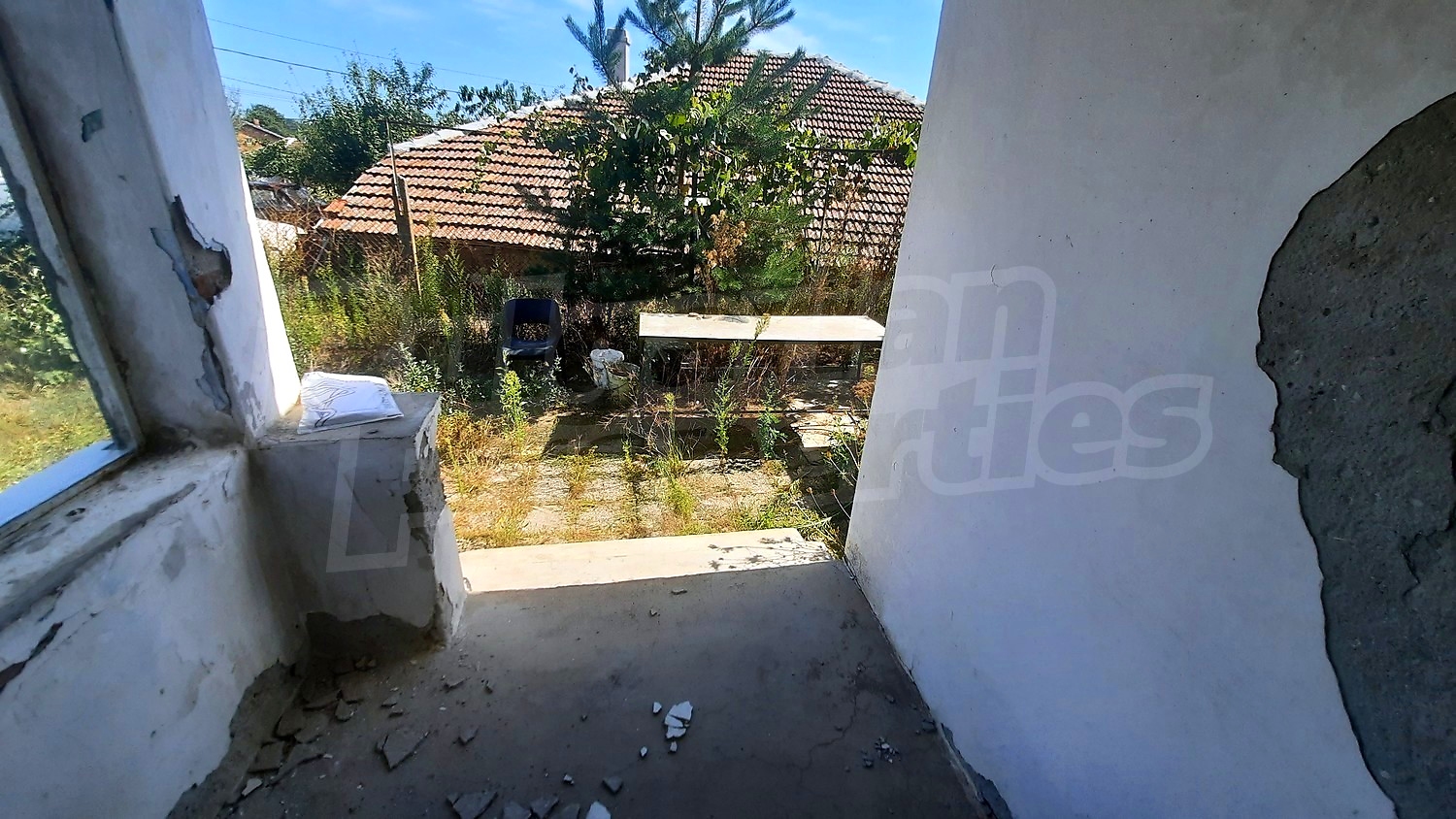 House for sale near Burgas, Bulgaria. 1-storey house with garden 10 km ...