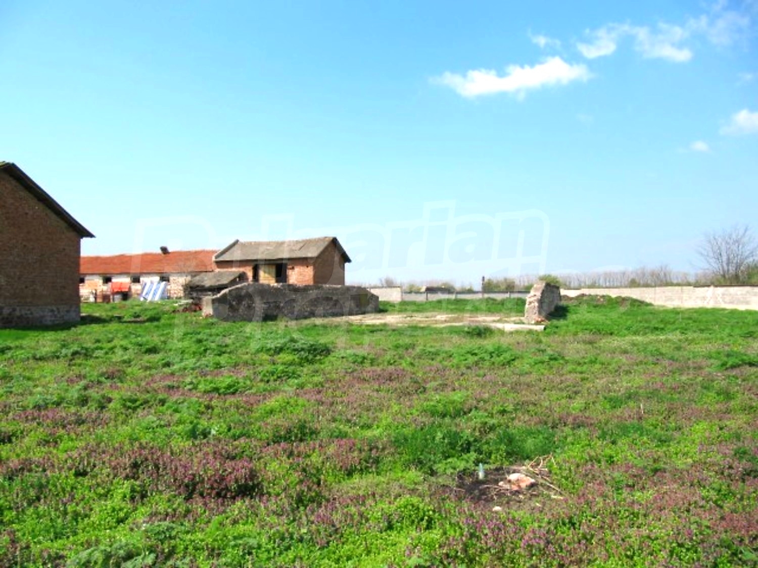 Farm for sale near Plovdiv, Bulgaria - A farm near Plovdiv