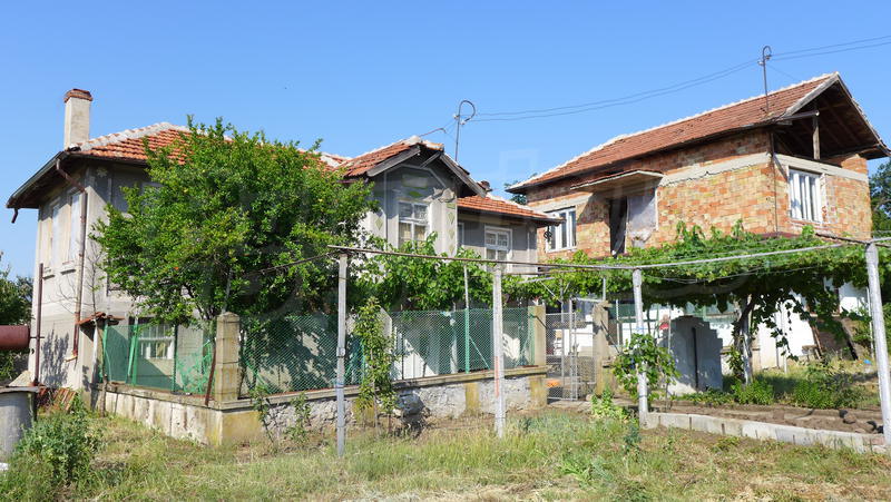 Rural houses for sale in Bulgaria. Homes in the Bulgarian countryside.